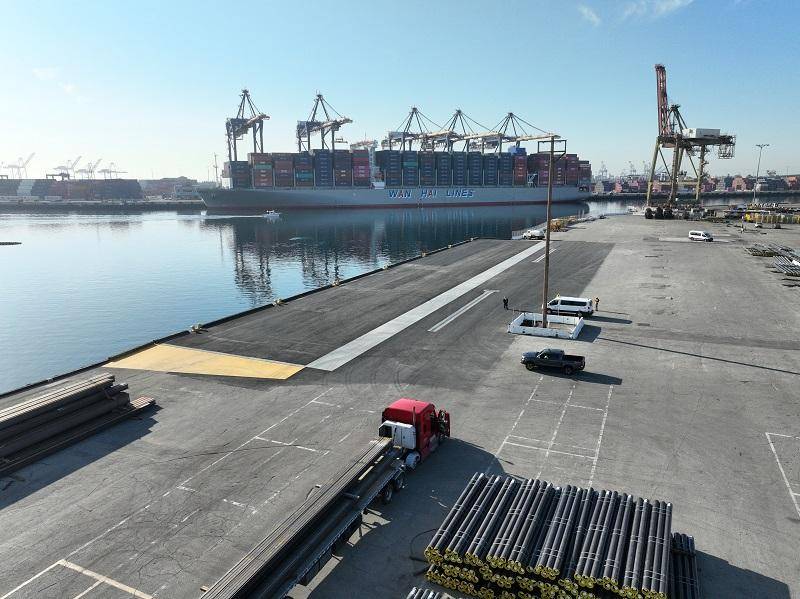New Concrete Wharf Built at Port of Los Angeles